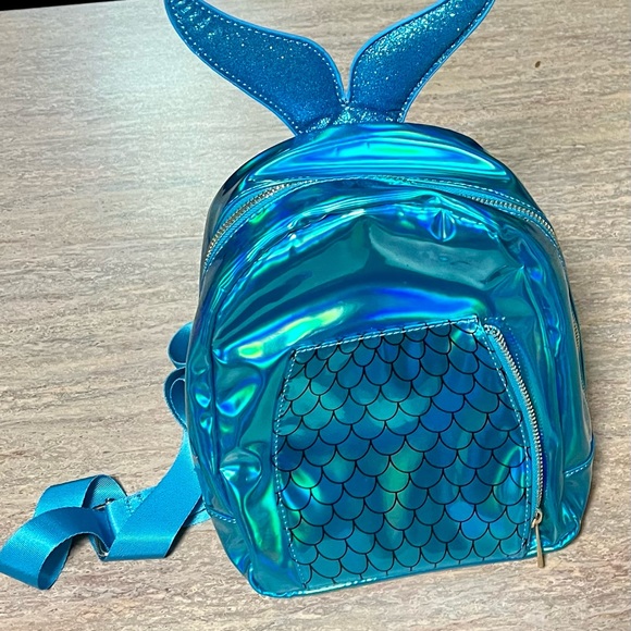 Olivia Miller | Accessories | Olivia Miller Turquoise Blue Holographic ...